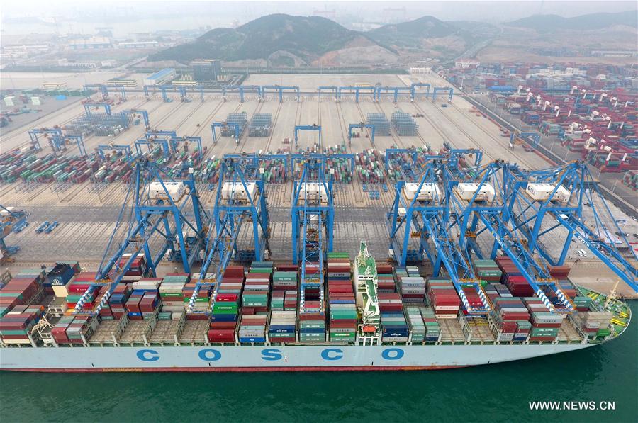 Automated containter terminal in Port of Qingdao put into operation - Xinhua | English.news.cn