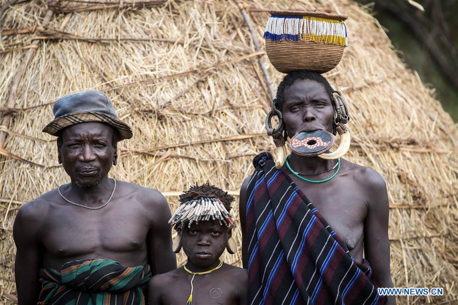 In pics: primitive tribes in southern regional state of Ethiopia - Xinhua | English.news.cn