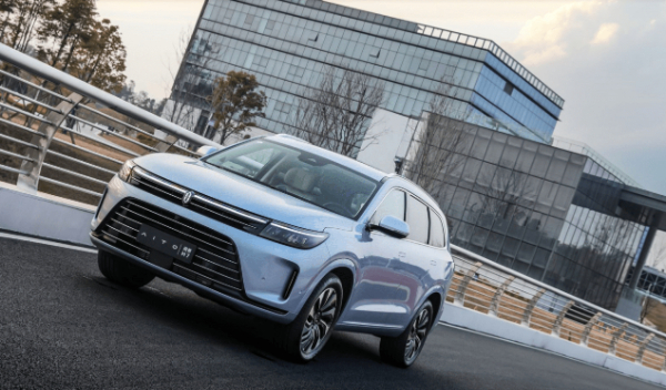 15个月下线10万辆、5月交付5629辆，AITO问界紧握持续发展“真义”-新华网