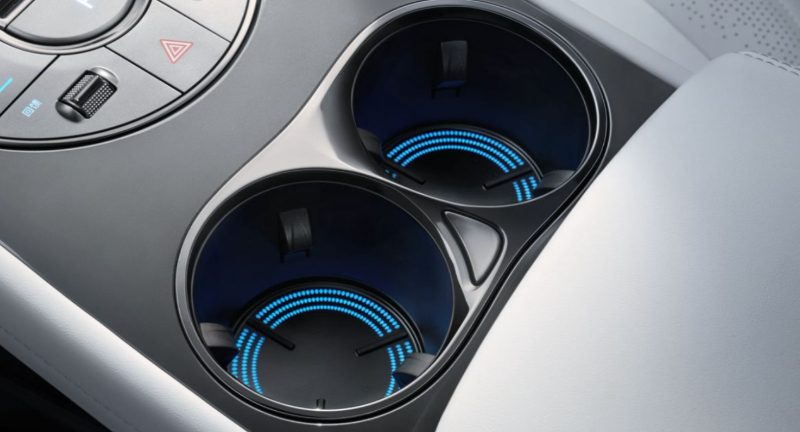 “专为年轻人打造！”比亚迪海豹06GT正式上市 售价13.68万起-新华网