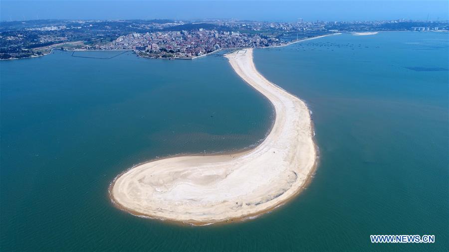 In pics: Natural sand embankment in SE China's Fujian - Xinhua ...