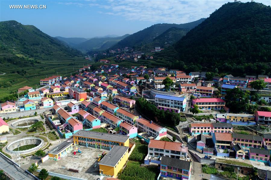 Colorful houses seen in N China's beautiful countryside - Xinhua ...