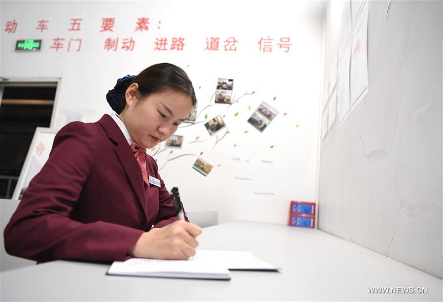 Pic story: Nanning metro driver Liu Huijun's journey in driving cab ...