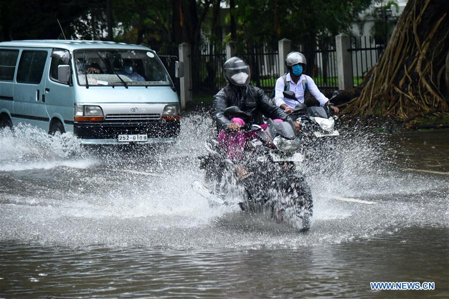 Heavy rain hits Colombo, Sri Lanka - Xinhua | English.news.cn