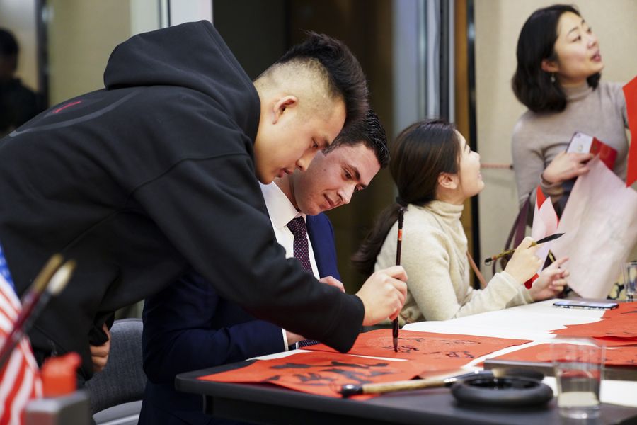 Online language learning helps forge bond between Chinese, Americans ...