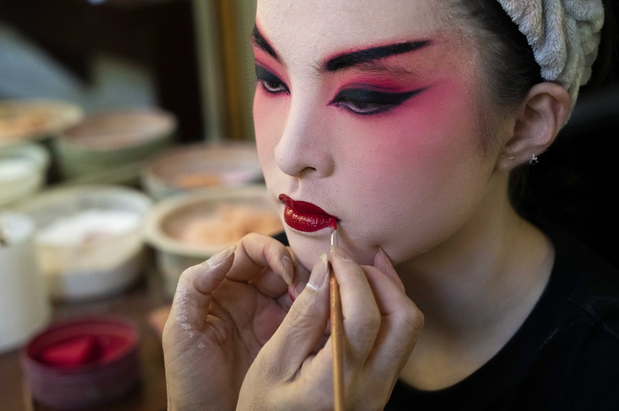 Chinese Opera Makeup