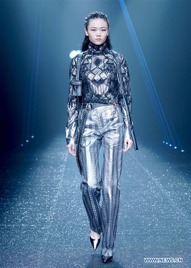 Chinese Fashion Models