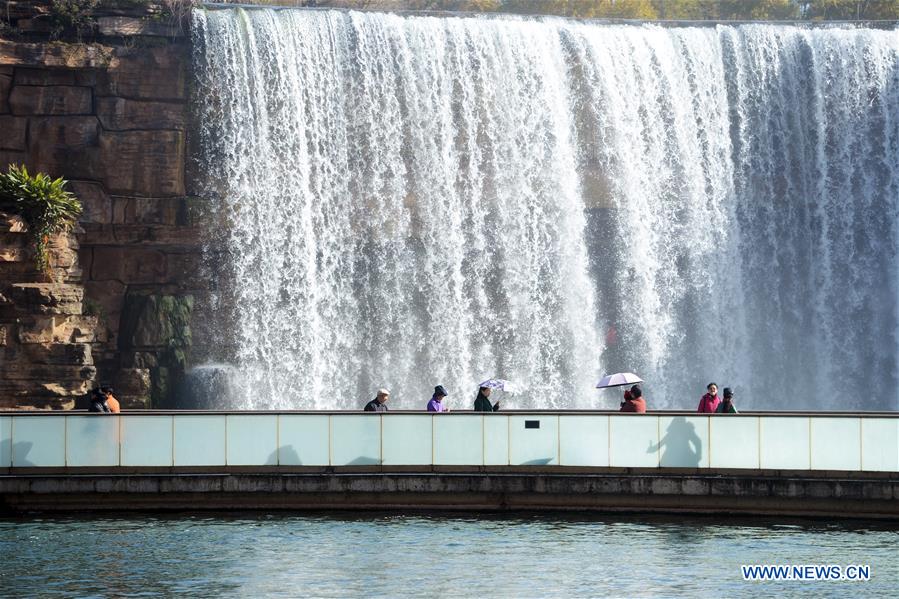 Scenery of Kunming Waterfall Park in SW China's Yunnan - Xinhua ...
