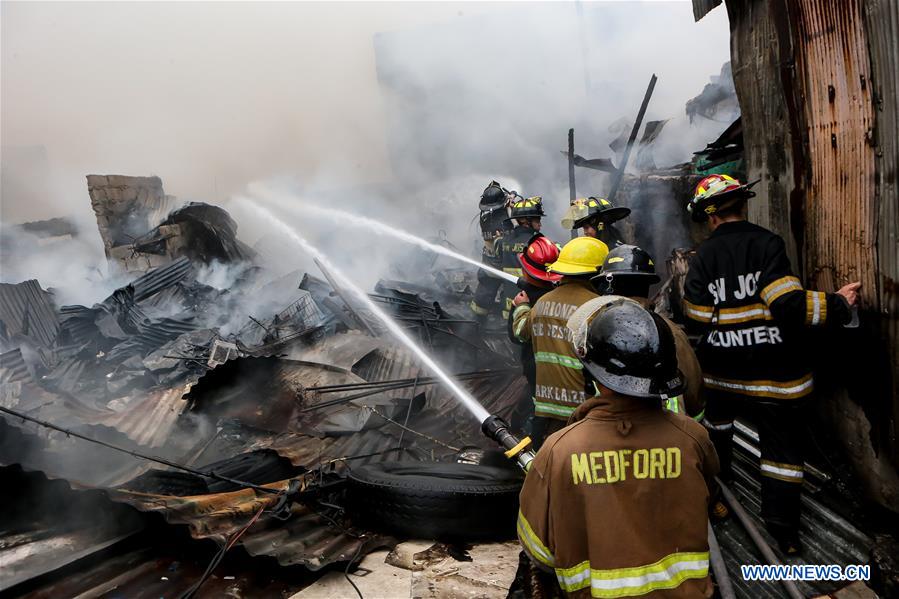 Firefighters put out fire in Manila, the Philippines - Xinhua | English ...