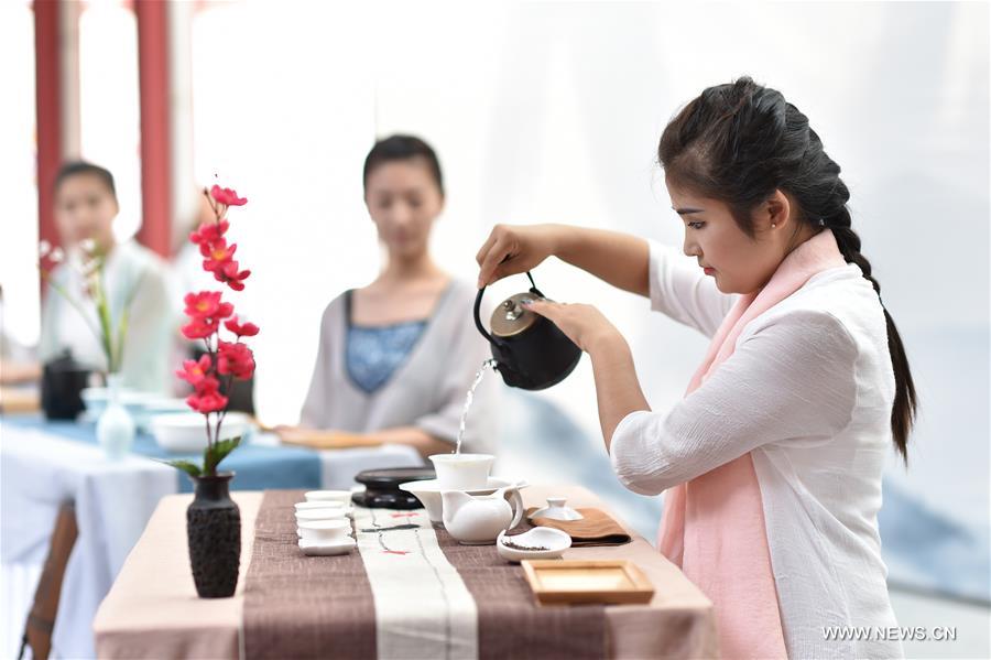 Contest of tea art performance held in Beijing - Xinhua | English.news.cn