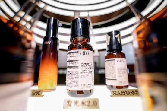 2024 CDA 皮肤科医师大会召开 HBN 携多项创新科研成果而来-新华网